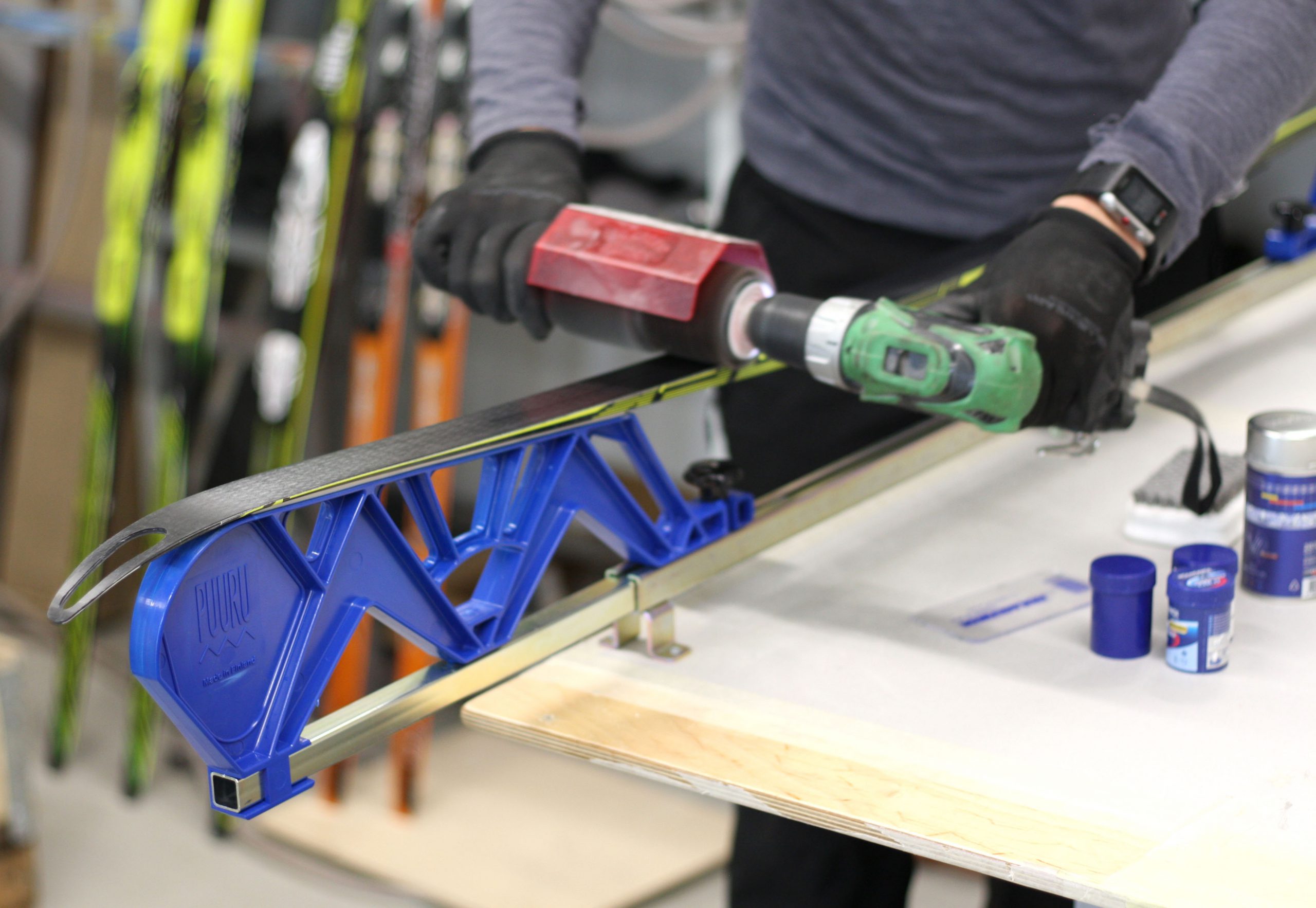 PP-Profile is a wax bench for permanent mounting | Ecoaims