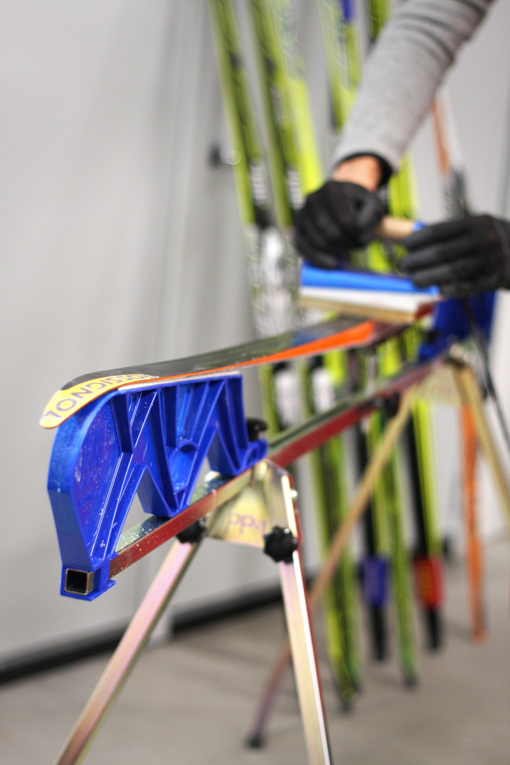 PP-1 wax bench | Ecoaims